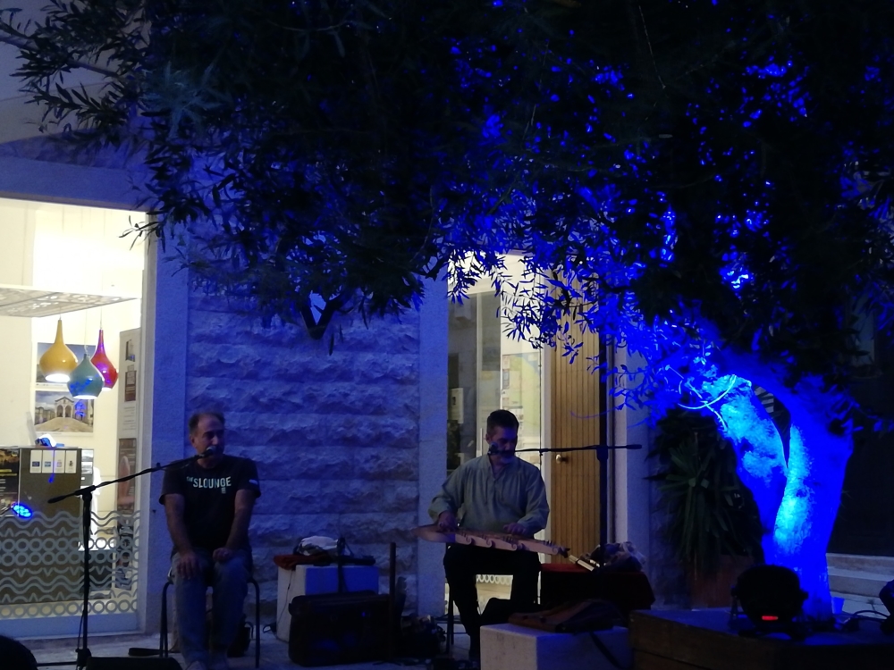 Quindici Molfetta - Musica, emozioni e suggestioni nel cuore del centro ... Quindici Molfetta - Musica, emozioni e suggestioni nel cuore del centro ...